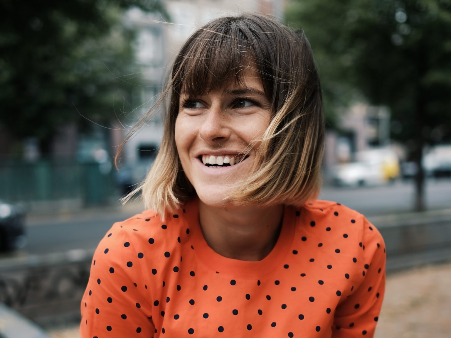 3 Wege Fakten statt Fake News zu verbreiten - intombi